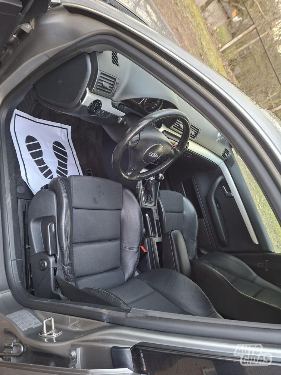Audi A4 2003 Marijampole, ar dzinēja tilpumu 1.60 L un nobraukumu 225 tūkst. km par 2350 €, foto 12 vietnē AUTOMOTO.COM.LV