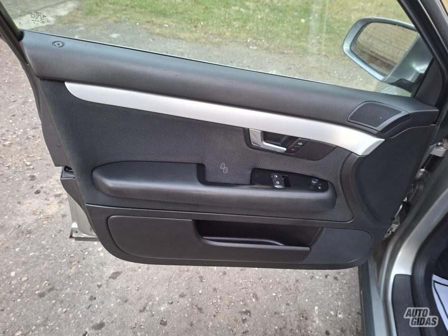 Audi A4 2003 Marijampole, ar dzinēja tilpumu 1.60 L un nobraukumu 225 tūkst. km par 2350 €, foto 13 vietnē AUTOMOTO.COM.LV