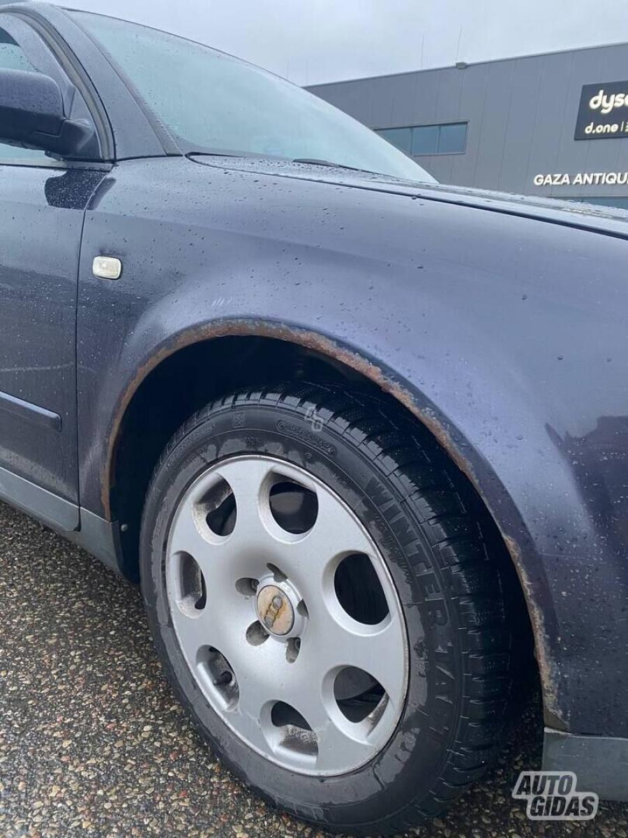 Audi A4 2003 Viļņa, ar dzinēja tilpumu 2.50 L un nobraukumu 350 tūkst. km par 1000 €, foto 10 vietnē AUTOMOTO.COM.LV