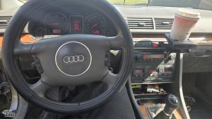 Audi A4 2003 Prienai, ar dzinēja tilpumu 2.50 L un nobraukumu 462 tūkst. km par 800 €, foto 10 vietnē AUTOMOTO.COM.LV