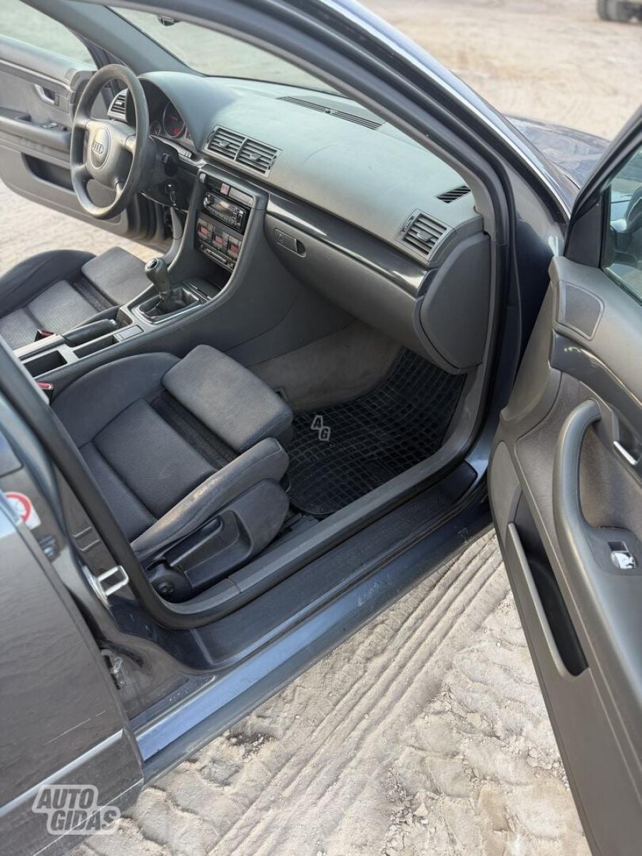 Audi A4 2003 in Siauliai, with an engine capacity of 1.90 L and mileage of 402 thousand km for 1250 €, photo 15 on AUTOMOTO.COM.LV