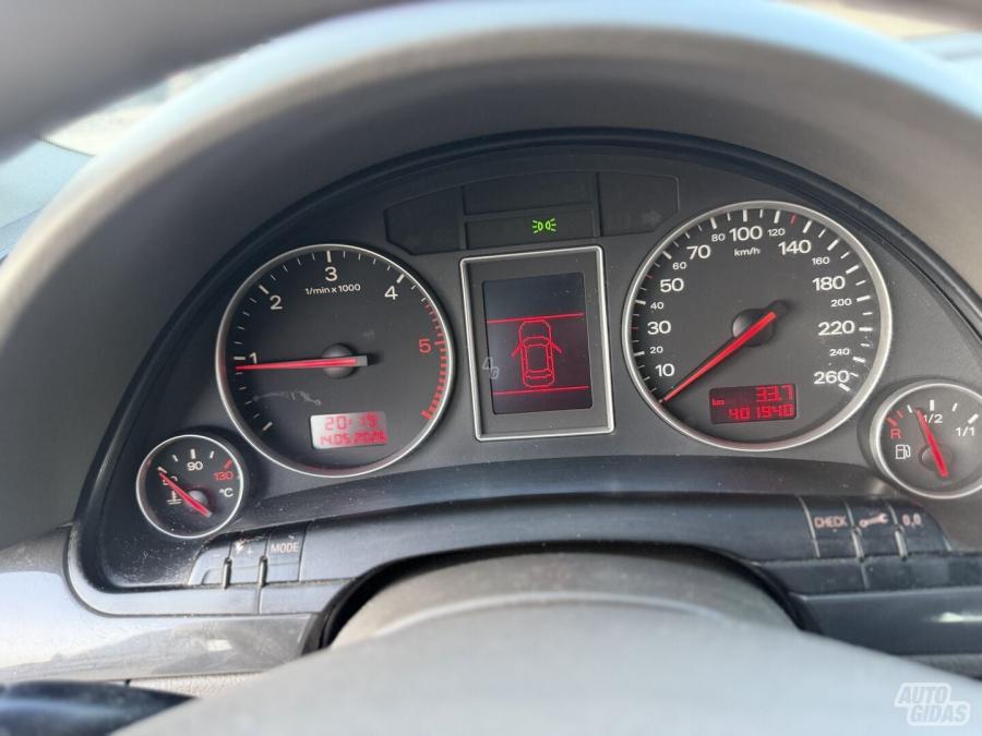 Audi A4 2003 in Siauliai, with an engine capacity of 1.90 L and mileage of 402 thousand km for 1250 €, photo 16 on AUTOMOTO.COM.LV