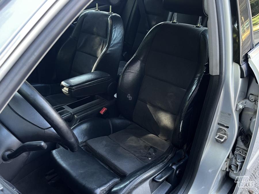 Audi A4 2003 in Alytus, with an engine capacity of 1.90 L and mileage of 354 thousand km for 1850 €, photo 13 on AUTOMOTO.COM.LV