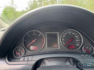 Audi A4 2003 in Daugavpils, with an engine capacity of 1.90 L and mileage of 380 thousand km for 1350 €, photo 9 on AUTOMOTO.COM.LV