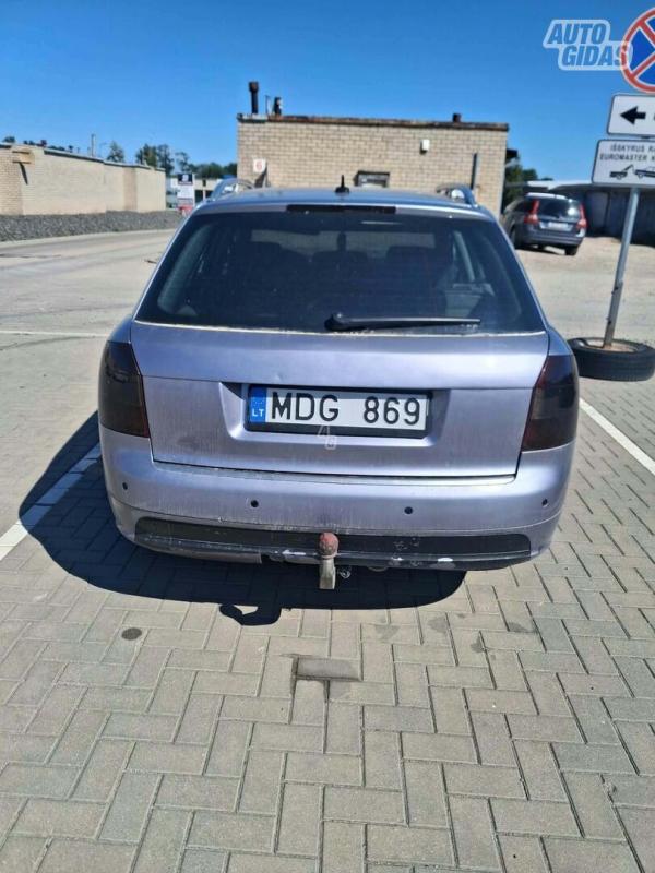 Ауди А4 2003 в Вилкавишкис на AUTOMOTO.COM.LV Ауди А4 2003 в Вилкавишкис, объемом двигателя 1.90 л и пробегом 500 тыс. км за 870 €, фото 8 на AUTOMOTO.COM.LV