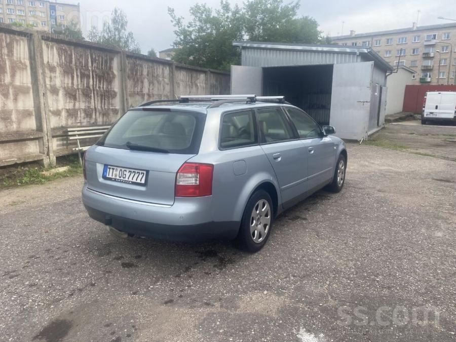 Audi A4 2004 Daugavpils, ar dzinēja tilpumu 1.90 L un nobraukumu 230 tūkst. km par 1750 €, foto 3 vietnē AUTOMOTO.COM.LV