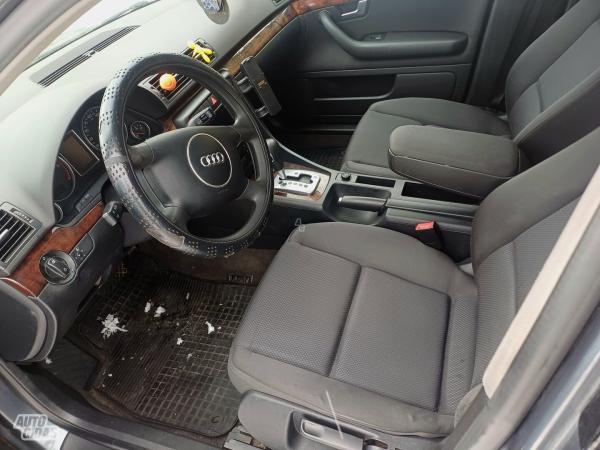 Audi A4 2004 in Kaunas, with an engine capacity of 1.90 L and mileage of 283 thousand km for 2450 €, photo 5 on AUTOMOTO.COM.LV