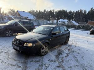 Audi A4 2004 in Vilnius, with an engine capacity of 2.50 L and mileage of 340 thousand km for 650 €, photo 4 on AUTOMOTO.COM.LV