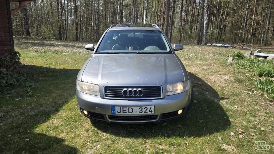 Audi A4 2004 Prienai, ar dzinēja tilpumu 2.50 L un nobraukumu 463 tūkst. km par 950 €, foto 3 vietnē AUTOMOTO.COM.LV