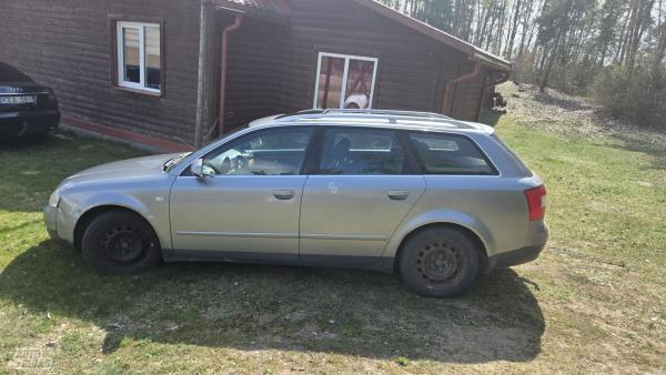 Audi A4 2004 Prienai, ar dzinēja tilpumu 2.50 L un nobraukumu 463 tūkst. km par 950 €, foto 5 vietnē AUTOMOTO.COM.LV
