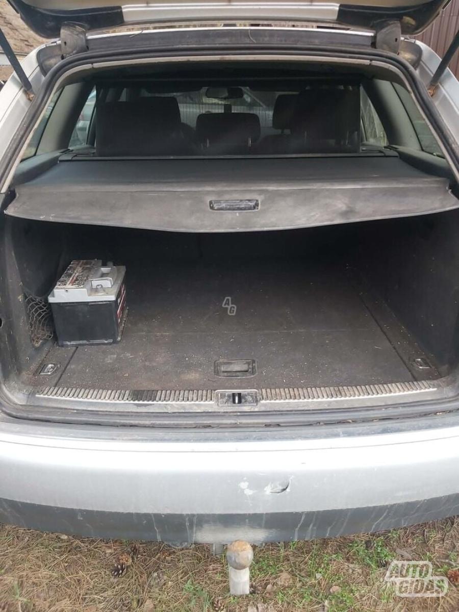 Audi A4 2004 in Vilnius, with an engine capacity of 1.90 L and mileage of 300 thousand km for 650 €, photo 7 on AUTOMOTO.COM.LV