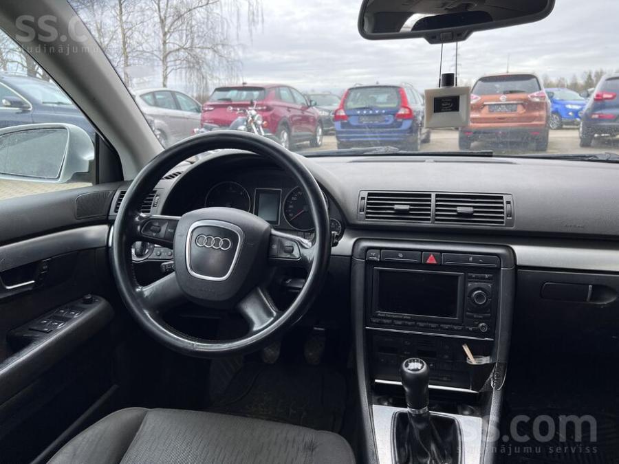 Audi A4 2004 Talsi, ar dzinēja tilpumu 2.00 L un nobraukumu 383 tūkst. km par 2400 €, foto 4 vietnē AUTOMOTO.COM.LV
