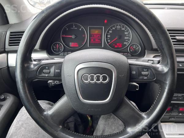 Audi A4 2004 in Talsi, with an engine capacity of 2.00 L and mileage of 383 thousand km for 2400 €, photo 4 on AUTOMOTO.COM.LV