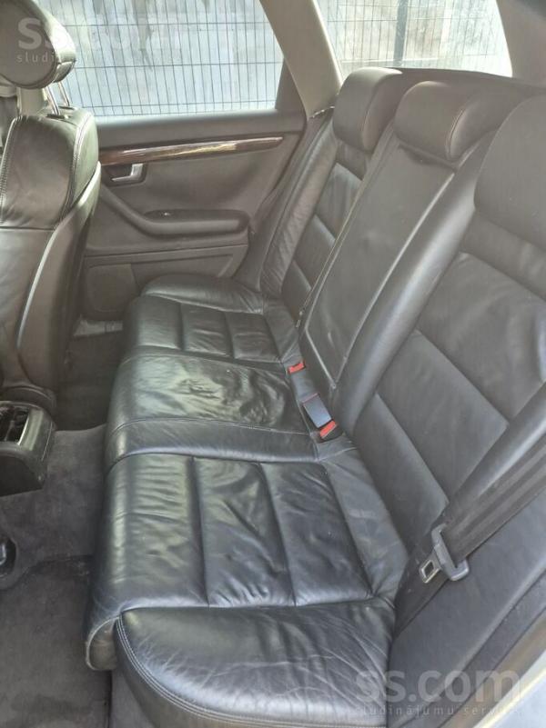 Audi A4 2004 Rīga, ar dzinēja tilpumu 1.90 L un nobraukumu 438 tūkst. km par 1900 €, foto 7 vietnē AUTOMOTO.COM.LV