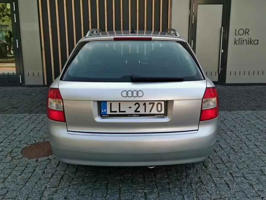 Audi A4 2004 in Riga, with an engine capacity of 1.90 L and mileage of 341 thousand km for 1990 €, photo 3 on AUTOMOTO.COM.LV