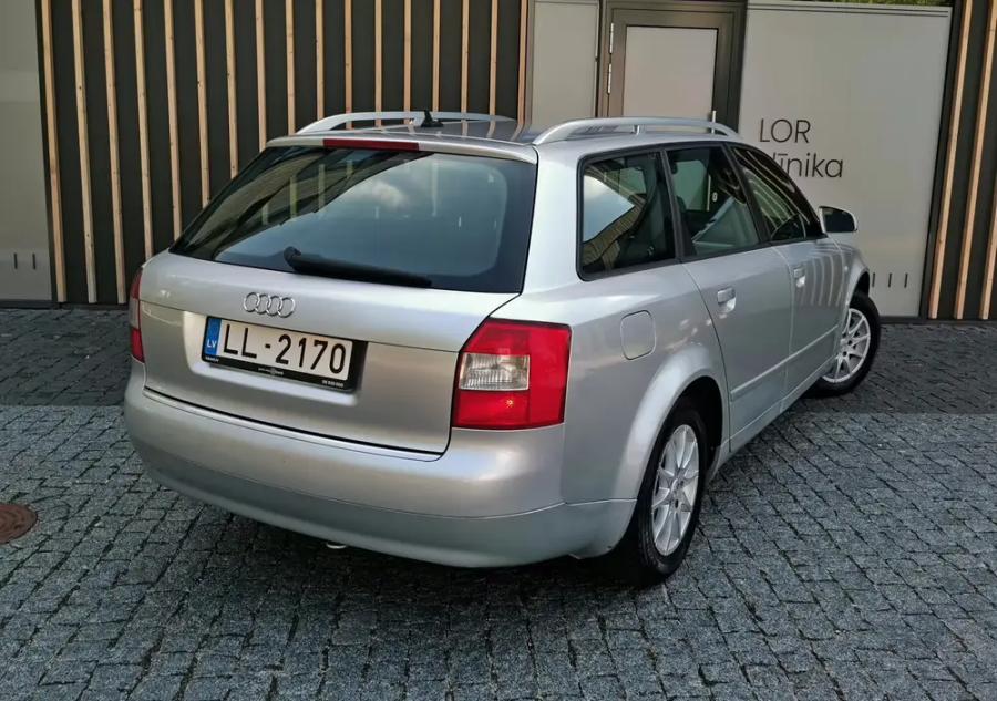 Audi A4 2004 in Riga, with an engine capacity of 1.90 L and mileage of 341 thousand km for 1990 €, photo 4 on AUTOMOTO.COM.LV