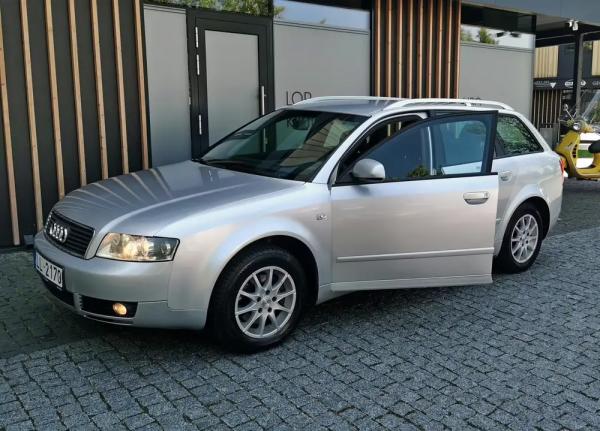 Audi A4 2004 Rīga, ar dzinēja tilpumu 1.90 L un nobraukumu 341 tūkst. km par 1990 €, foto 4 vietnē AUTOMOTO.COM.LV