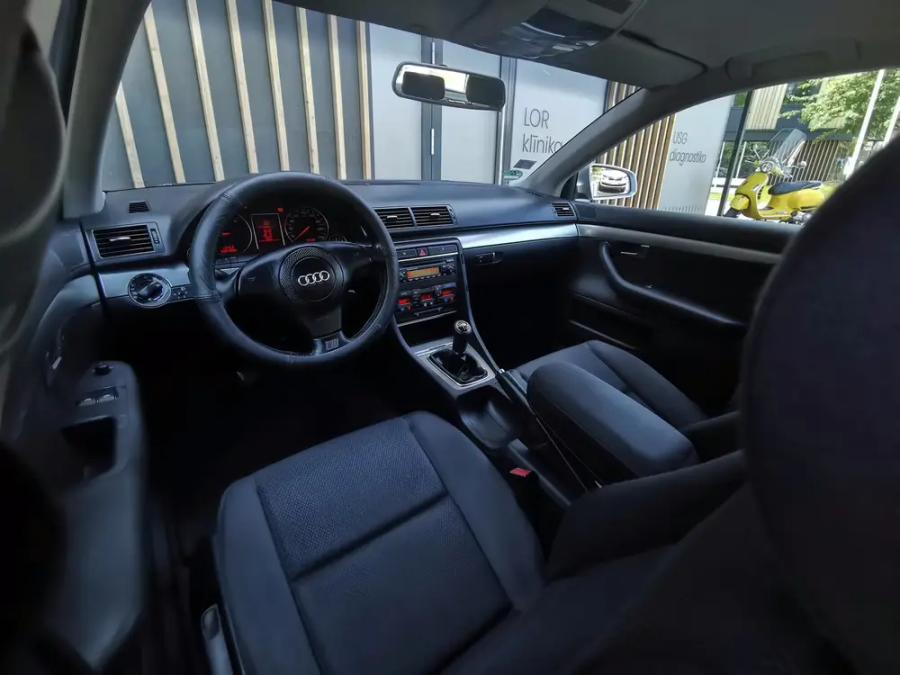 Audi A4 2004 in Riga, with an engine capacity of 1.90 L and mileage of 341 thousand km for 1990 €, photo 7 on AUTOMOTO.COM.LV