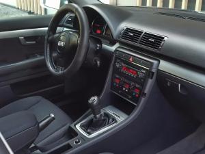 Audi A4 2004 in Riga, with an engine capacity of 1.90 L and mileage of 341 thousand km for 1990 €, photo 11 on AUTOMOTO.COM.LV