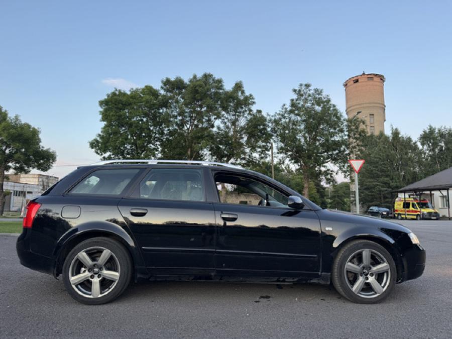 Audi A4 2004 in Kivioli, with an engine capacity of 2.50 L and mileage of 320 thousand km for 1750 €, photo 12 on AUTOMOTO.COM.LV