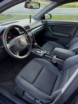 Audi A4 2004 in Kivioli, with an engine capacity of 2.50 L and mileage of 320 thousand km for 1750 €, photo 18 on AUTOMOTO.COM.LV