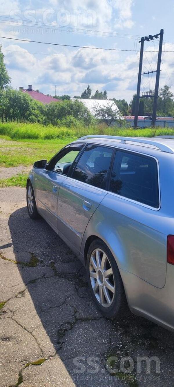 Audi A4 2005 Daugavpils, ar dzinēja tilpumu 3.00 L un nobraukumu 440 tūkst. km par 1000 €, foto 3 vietnē AUTOMOTO.COM.LV