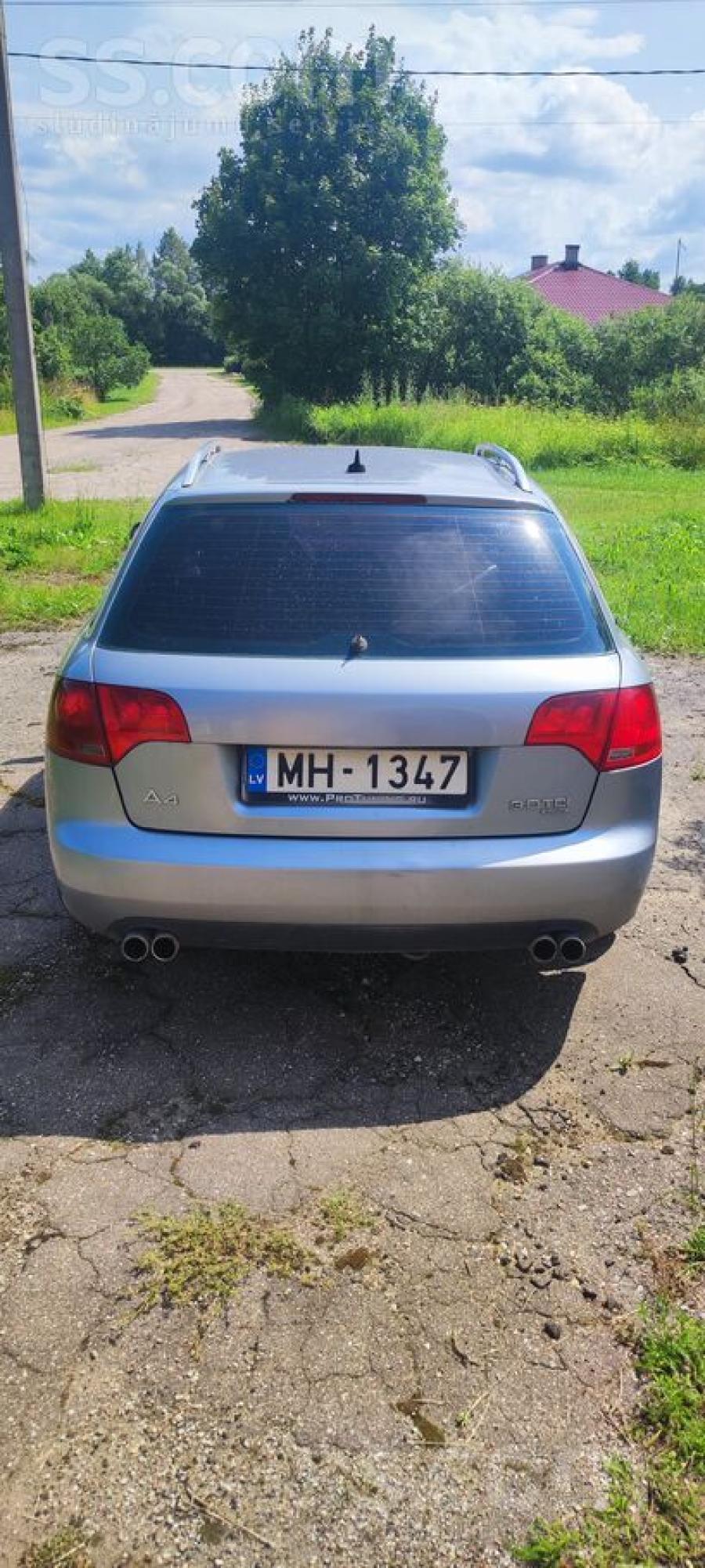 Audi A4 2005 Daugavpils, ar dzinēja tilpumu 3.00 L un nobraukumu 440 tūkst. km par 1000 €, foto 4 vietnē AUTOMOTO.COM.LV