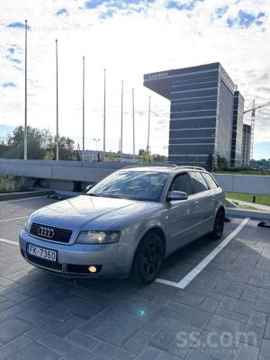 Audi A4 2005 in Riga, with an engine capacity of 2.00 L and mileage of 150 thousand km for 1800 €, photo 2 on AUTOMOTO.COM.LV