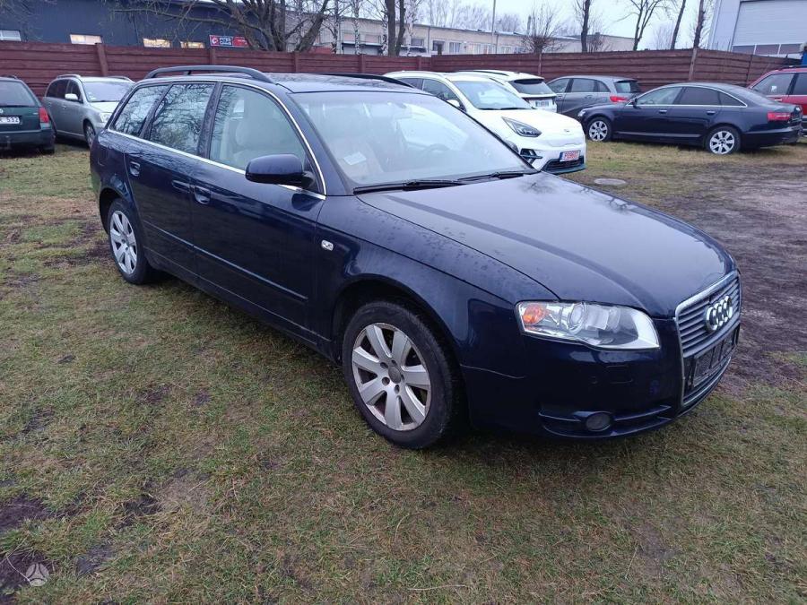 Audi A4 2005 in Marijampole, with an engine capacity of 2.50 L and mileage of 300 thousand km for 1499 €, photo 32 on AUTOMOTO.COM.LV