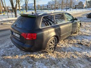 Audi A4 2005 in Silute, with an engine capacity of 2.00 L and mileage of 395 thousand km for 1250 €, photo 3 on AUTOMOTO.COM.LV