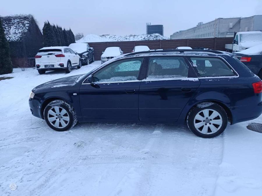 Audi A4 2005 Marijampole, ar dzinēja tilpumu 2.50 L un nobraukumu 300 tūkst. km par 1499 €, foto 20 vietnē AUTOMOTO.COM.LV