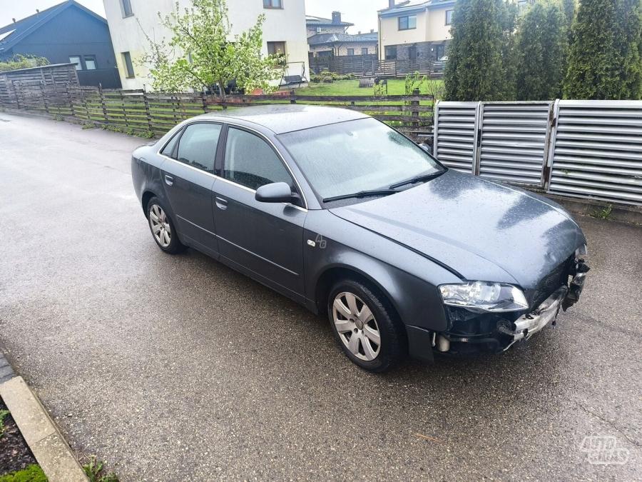 Audi A4 2005 in Kaunas, with an engine capacity of 2.00 L and mileage of 275 thousand km for 595 €, photo 3 on AUTOMOTO.COM.LV