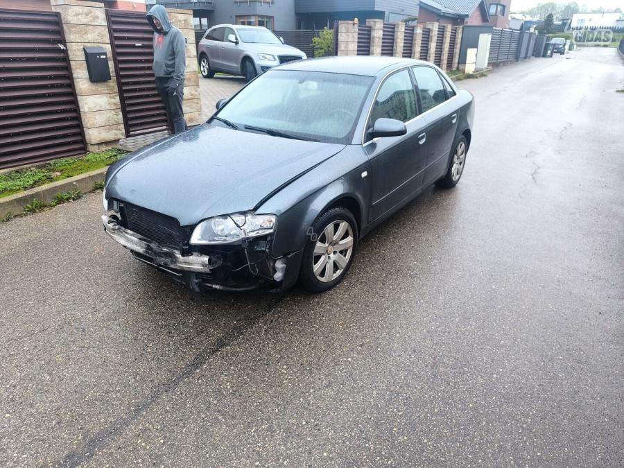 Audi A4 2005 in Kaunas, with an engine capacity of 2.00 L and mileage of 275 thousand km for 595 €, photo 4 on AUTOMOTO.COM.LV