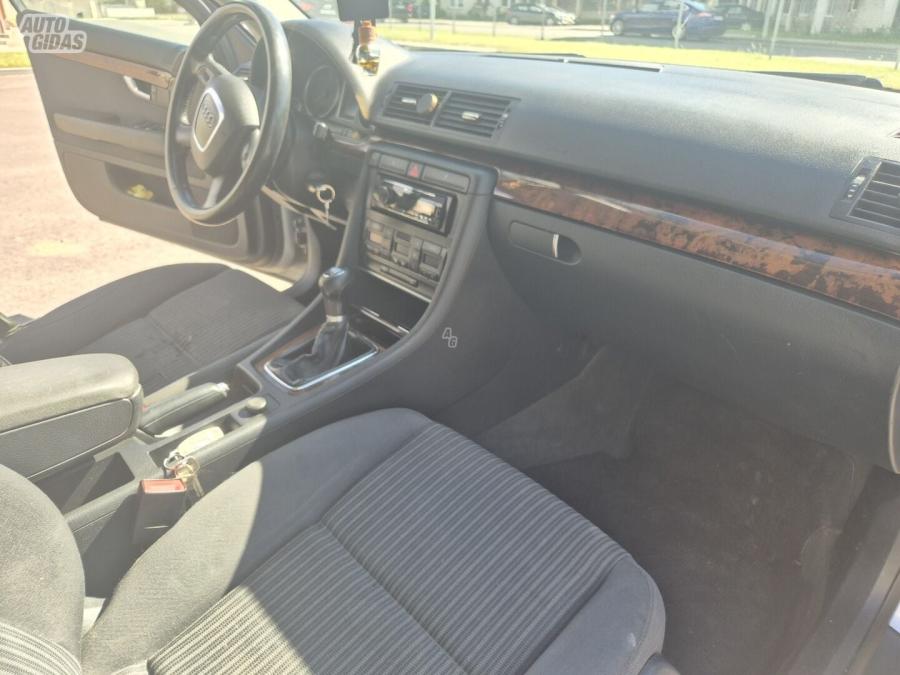 Audi A4 2005 in Kretinga, with an engine capacity of 2.00 L and mileage of 328 thousand km for 1750 €, photo 9 on AUTOMOTO.COM.LV