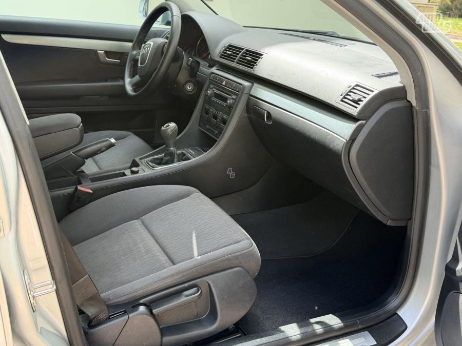 Audi A4 2005 in Kaunas, with an engine capacity of 2.00 L and mileage of 304 thousand km for 2590 €, photo 26 on AUTOMOTO.COM.LV