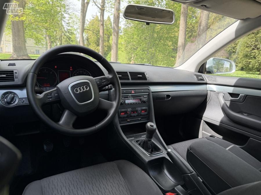 Audi A4 2005 in Kaunas, with an engine capacity of 2.00 L and mileage of 304 thousand km for 2590 €, photo 27 on AUTOMOTO.COM.LV