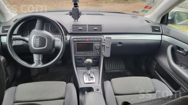 Audi A4 2005 in Riga, with an engine capacity of 2.50 L and mileage of 317 thousand km for 2650 €, photo 4 on AUTOMOTO.COM.LV