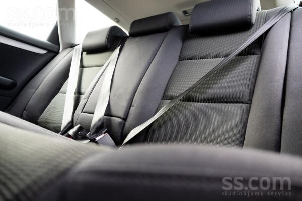 Audi A4 2005 in Riga, with an engine capacity of 2.50 L and mileage of 248 thousand km for 4290 €, photo 10 on AUTOMOTO.COM.LV