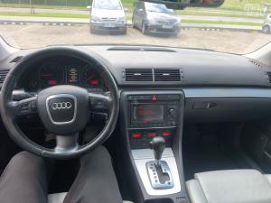 Audi A4 2005 in Vilnius, with an engine capacity of 2.50 L and mileage of 303 thousand km for 1500 €, photo 11 on AUTOMOTO.COM.LV