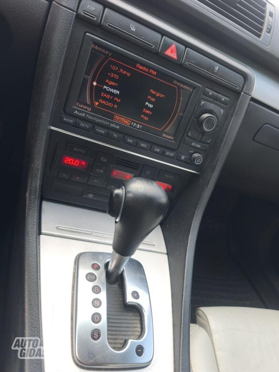Audi A4 2005 in Vilnius, with an engine capacity of 2.50 L and mileage of 303 thousand km for 1500 €, photo 12 on AUTOMOTO.COM.LV