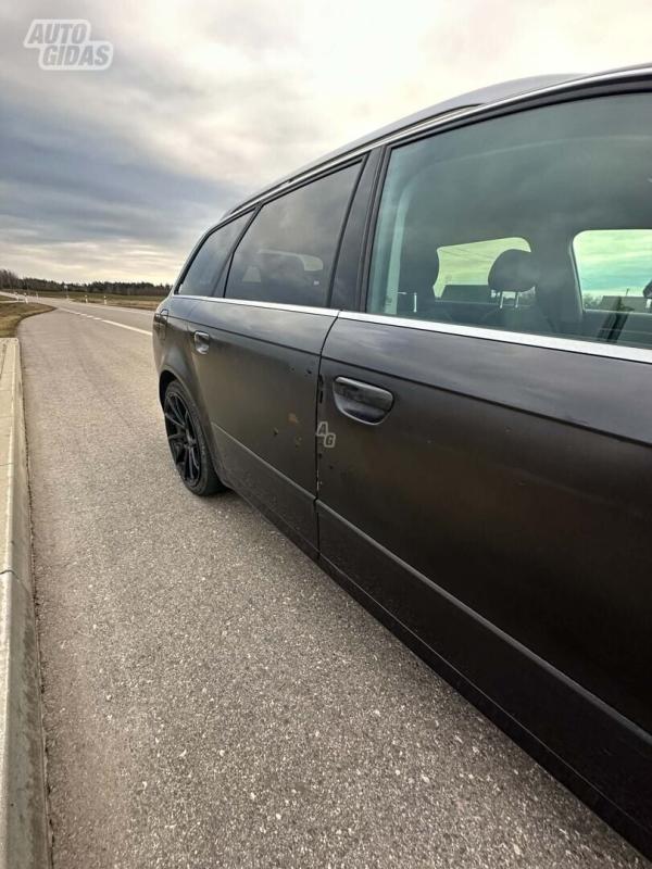 Audi A4 2005 Molėtai, ar dzinēja tilpumu 2.00 L un nobraukumu 327 tūkst. km par 1000 €, foto 6 vietnē AUTOMOTO.COM.LV