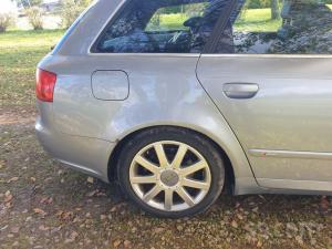Audi A4 2005 in Riga, with an engine capacity of 3.00 L and mileage of 390 thousand km for 3190 €, photo 9 on AUTOMOTO.COM.LV