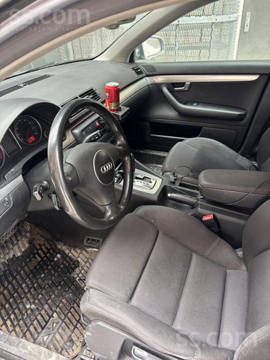 Audi A4 2005 in Riga, with an engine capacity of 2.00 L and mileage of 160 thousand km for 1750 €, photo 6 on AUTOMOTO.COM.LV