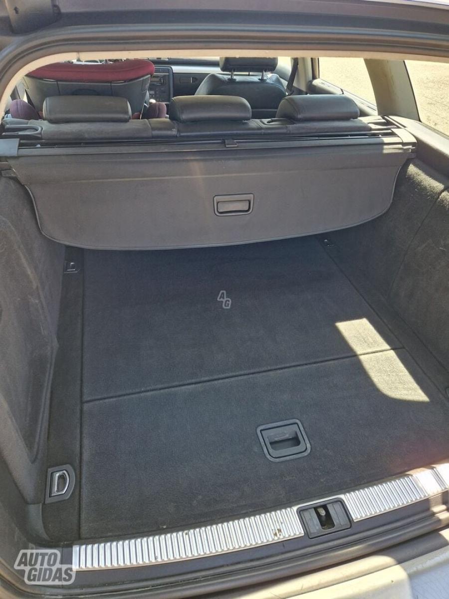 Audi A4 2005 in Utena, with an engine capacity of 2.00 L and mileage of 359 thousand km for 2750 €, photo 9 on AUTOMOTO.COM.LV