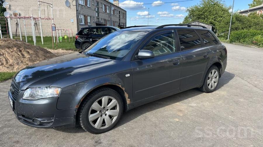 Audi A4 2005 Rēzekne, ar dzinēja tilpumu 2.50 L un nobraukumu 379 tūkst. km par 1800 €, foto 3 vietnē AUTOMOTO.COM.LV