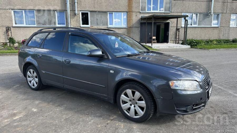 Audi A4 2005 Rēzekne, ar dzinēja tilpumu 2.50 L un nobraukumu 379 tūkst. km par 1800 €, foto 4 vietnē AUTOMOTO.COM.LV