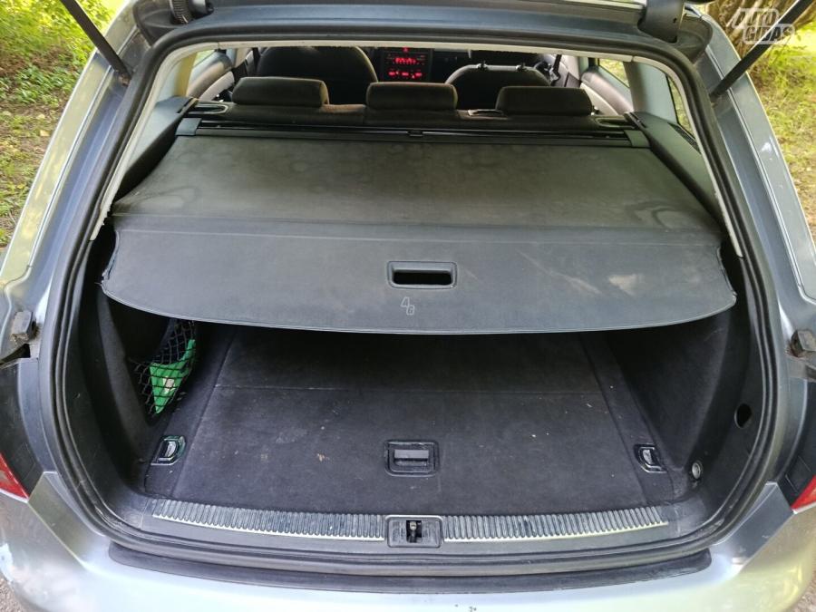 Audi A4 2005 in Prienai, with an engine capacity of 1.90 L and mileage of 316 thousand km for 1650 €, photo 9 on AUTOMOTO.COM.LV