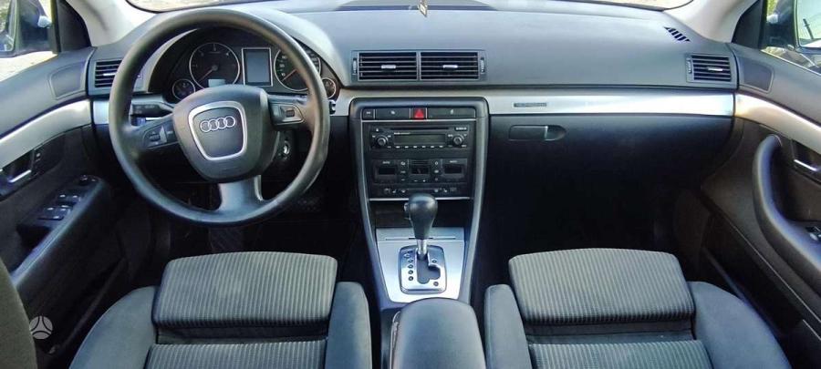 Audi A4 2005 in Vilnius, with an engine capacity of 3.00 L and mileage of 375 thousand km for 1150 €, photo 6 on AUTOMOTO.COM.LV