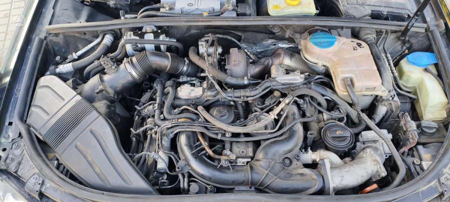 Audi A4 2005 in Vilnius, with an engine capacity of 3.00 L and mileage of 375 thousand km for 1150 €, photo 35 on AUTOMOTO.COM.LV
