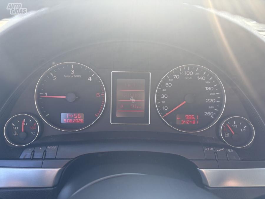 Audi A4 2005 Anykščiai, ar dzinēja tilpumu 1.90 L un nobraukumu 320 tūkst. km par 1950 €, foto 12 vietnē AUTOMOTO.COM.LV